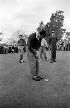 People Watching Entertainer Bob Hope Waving Editorial Stock Photo ...