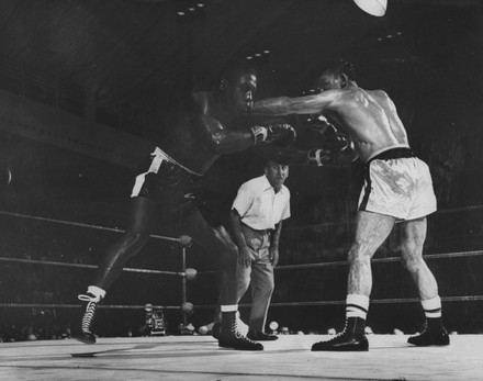 Carmen Basilio Johnny Saxton Mixing Ring Editorial Stock Photo - Stock ...