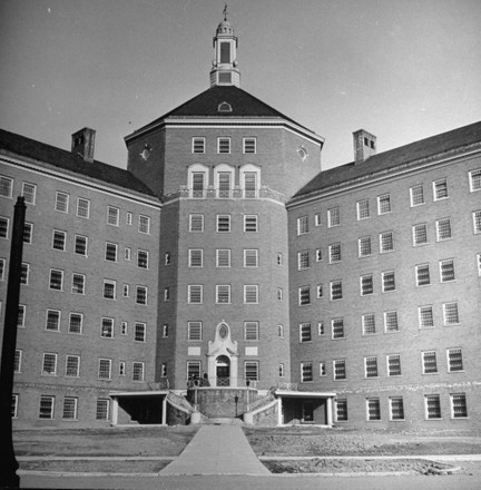 47 Halloran general hospital Stock Pictures, Editorial Images and Stock ...