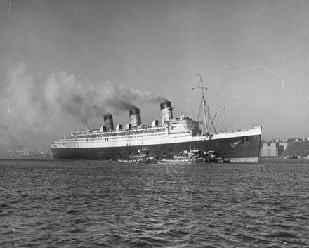 30 Funnel ocean liner Stock Pictures, Editorial Images and Stock Photos ...