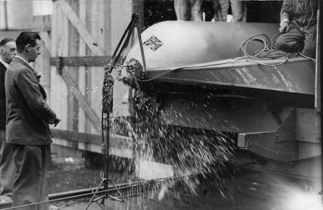 31 Bluebird ii Stock Pictures, Editorial Images and Stock Photos ...