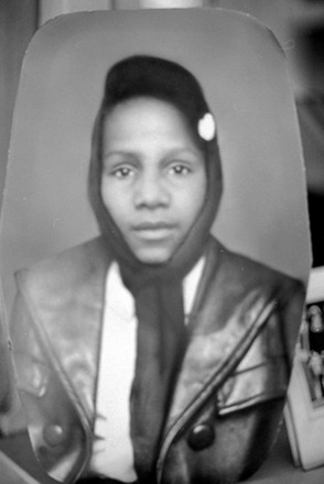 14 African american gangs Stock Pictures, Editorial Images and Stock ...