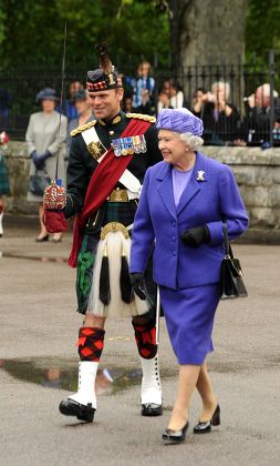 Queen Elizabeth Ii Officer Commanding Major Editorial Stock Photo ...