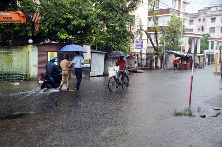 People Wade Through Waterlogged Street Several Editorial Stock Photo ...