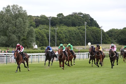 Nottingham Races - 24 Jun 2021 Stock Pictures, Editorial Images and ...