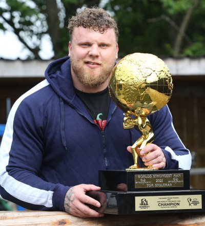 Worlds Strongest Man Winner Tom Stoltman: redaktionellt stockfoto ...