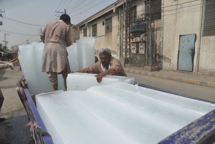 Pakistani Vendors Loading Ice Blocks Into Editorial Stock Photo - Stock ...