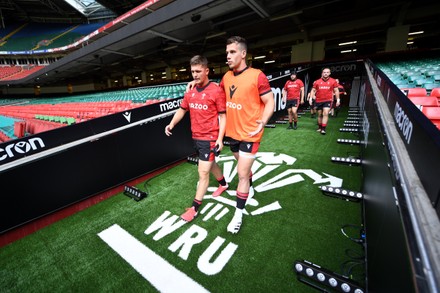 Callum Sheedy Kieran Hardy During Training Editorial Stock Photo ...