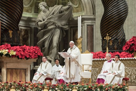 Pope Francis Celebrates Christmas Eve Mass Editorial Stock Photo ...