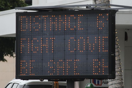 Caltrans Changeable Message Sign Cms Warns Editorial Stock Photo ...