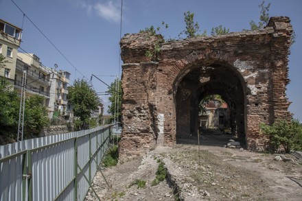 1,000 Destroyed palace Stock Pictures, Editorial Images and Stock ...