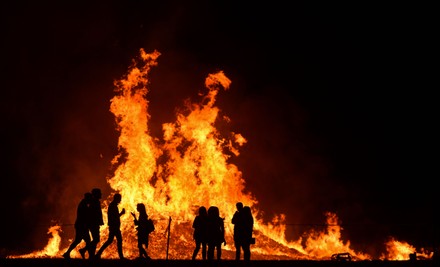 People Pose Photos Front Large Bonfire Editorial Stock Photo - Stock ...