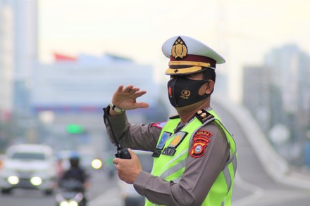 Members Traffic Police Wear Masks While Editorial Stock Photo - Stock ...