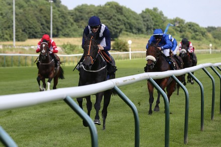 16/07/2021., Nottingham Races - 16 Jul 2021 Stock Pictures, Editorial ...