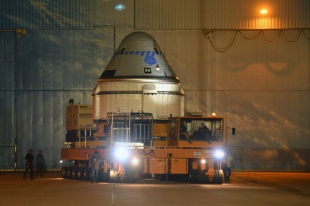 250 Nasa hangar Stock Pictures, Editorial Images and Stock Photos ...