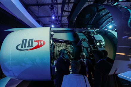 Visitors Examine New Russianbuilt Aviadvigatel Pd14 Editorial Stock ...