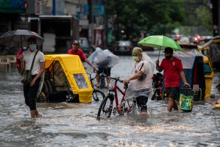 Daily Life In Manila, Philippines - 21 Jul 2021 Stock Pictures ...