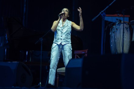 Israeli Singer Noa Achinoam Nini Performing Editorial Stock Photo ...