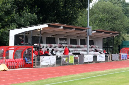 Hornchurch vs Dagenham & Redbridge, Friendly Match, Football ...