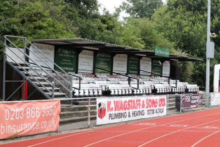 Hornchurch vs Dagenham & Redbridge, Friendly Match, Football ...
