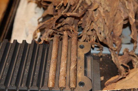 51 Long filler cigars Stock Pictures, Editorial Images and Stock Photos ...