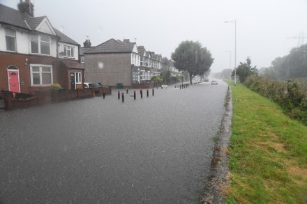 River Roding East London Bursts Banks Editorial Stock Photo - Stock ...