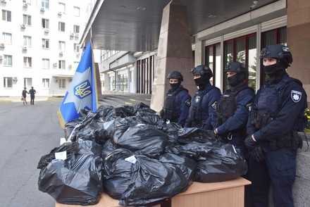 500 Briefing officers Stock Pictures, Editorial Images and Stock Photos ...