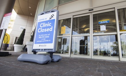 Clinic Closed Sign Seen Entrance Mass Editorial Stock Photo - Stock ...