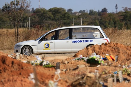 Hearse Drives Next Next Graves Carrying Editorial Stock Photo - Stock ...