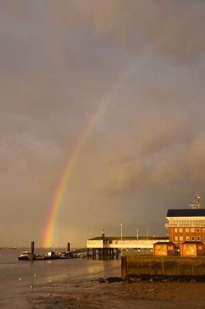 Seasonal weather, Gravesend, UK - 28 Jul 2021 Stock Pictures, Editorial ...