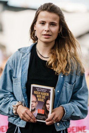 German Climate Activist Luisa Neubauer L Redaktionelles Stockfoto ...