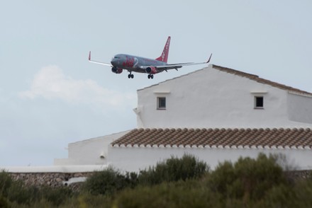 Airplane Prepares Land Menorcas Airport Balearic Editorial Stock Photo ...