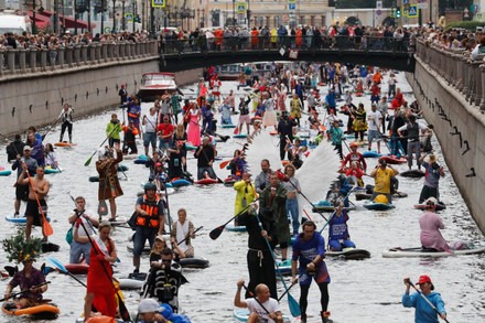 __COUNT__ Stand-Up paddle boarding festival 'Fontanka-SUP' in St ...