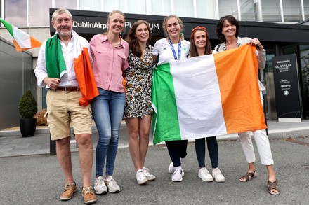 Emily Hegarty Celebrates Family After Arriving Editorial Stock Photo ...