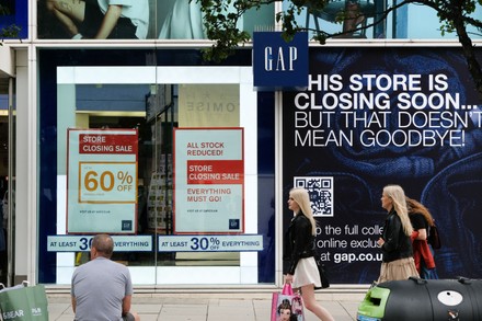 All UK GAP stores closing down, London, UK. - 2 Aug 2021. Stock ...