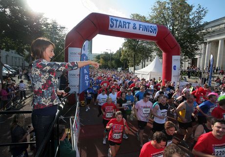 Alex Jones attends 10 kilometre run in Cardiff, Wales, Britain - 12 Sep ...