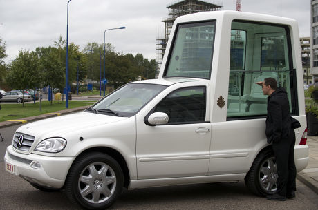 Father Stephen Wang Inspects Pontiffs Popemobile Editorial Stock Photo ...