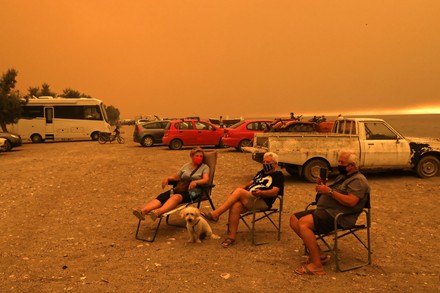 Local Residents Gather By Beach Get Editorial Stock Photo - Stock Image ...