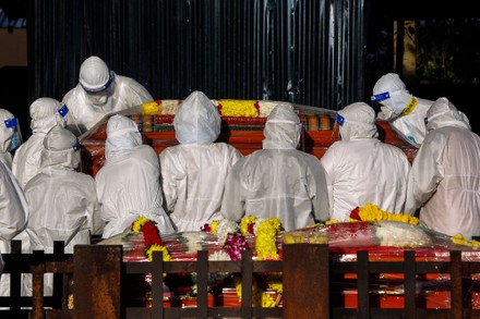 Funeral Workers Wearing Personal Protective Equipment Editorial Stock ...