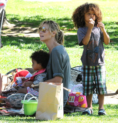 Heidi Klum Lou Sulola Samuel Johan Editorial Stock Photo - Stock Image ...