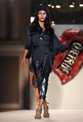 Model On Catwalk Editorial Stock Photo - Stock Image | Shutterstock