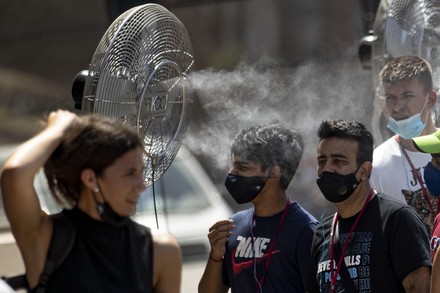 Heat wave in Rome, Italy - 12 Aug 2021 Stock Pictures, Editorial Images ...