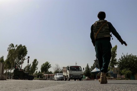 Afghan Security Official Checks Vehicles Check Editorial Stock Photo ...