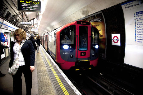 New Tube Trains On Victoria Line Editorial Stock Photo - Stock Image ...