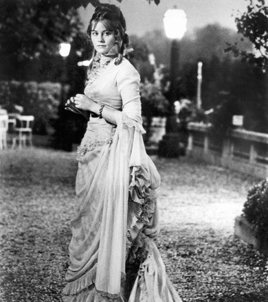 Cybill Shepherd Fulllength Portrait Onset Film Editorial Stock Photo ...