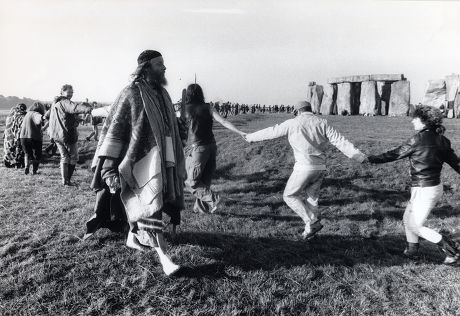 56 Hippies dancing Stock Pictures, Editorial Images and Stock Photos ...