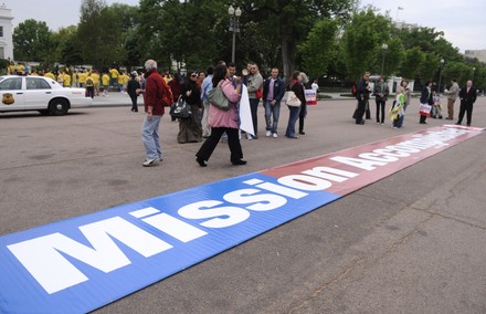 Members Iraq Campaign 2008 Unroll 50foot Editorial Stock Photo - Stock ...