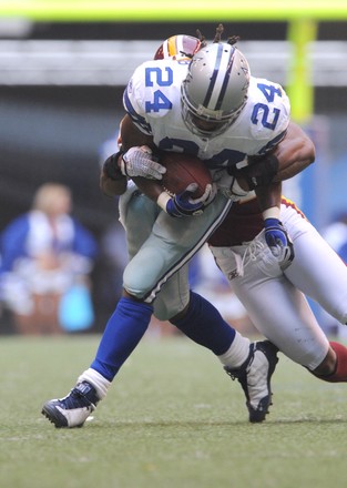 Dallas Cowboys Marion Barber Gets Wrapped Editorial Stock Photo - Stock ...