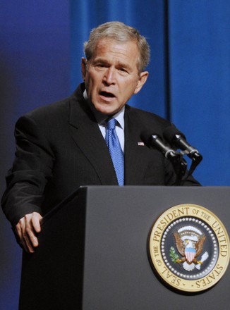 18 News bush fbi graduation Stock Pictures, Editorial Images and Stock ...