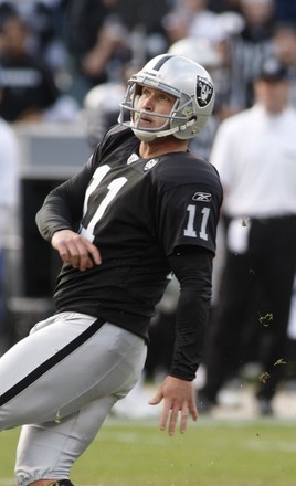 NFL Panthers at Raiders, Oakland, California - 10 Nov 2008 Stock ...